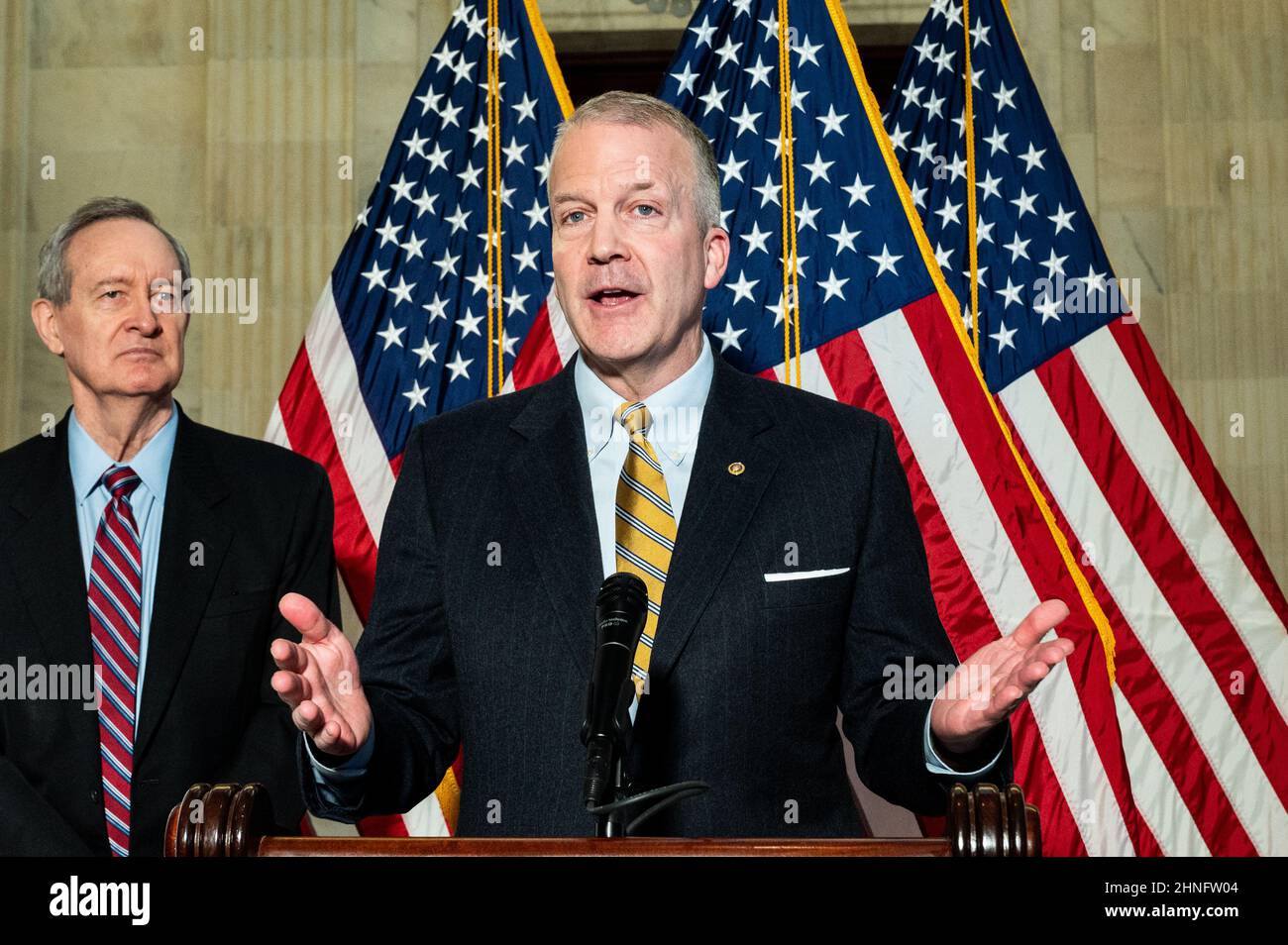 Senator dan sullivan hi-res stock photography and images - Alamy