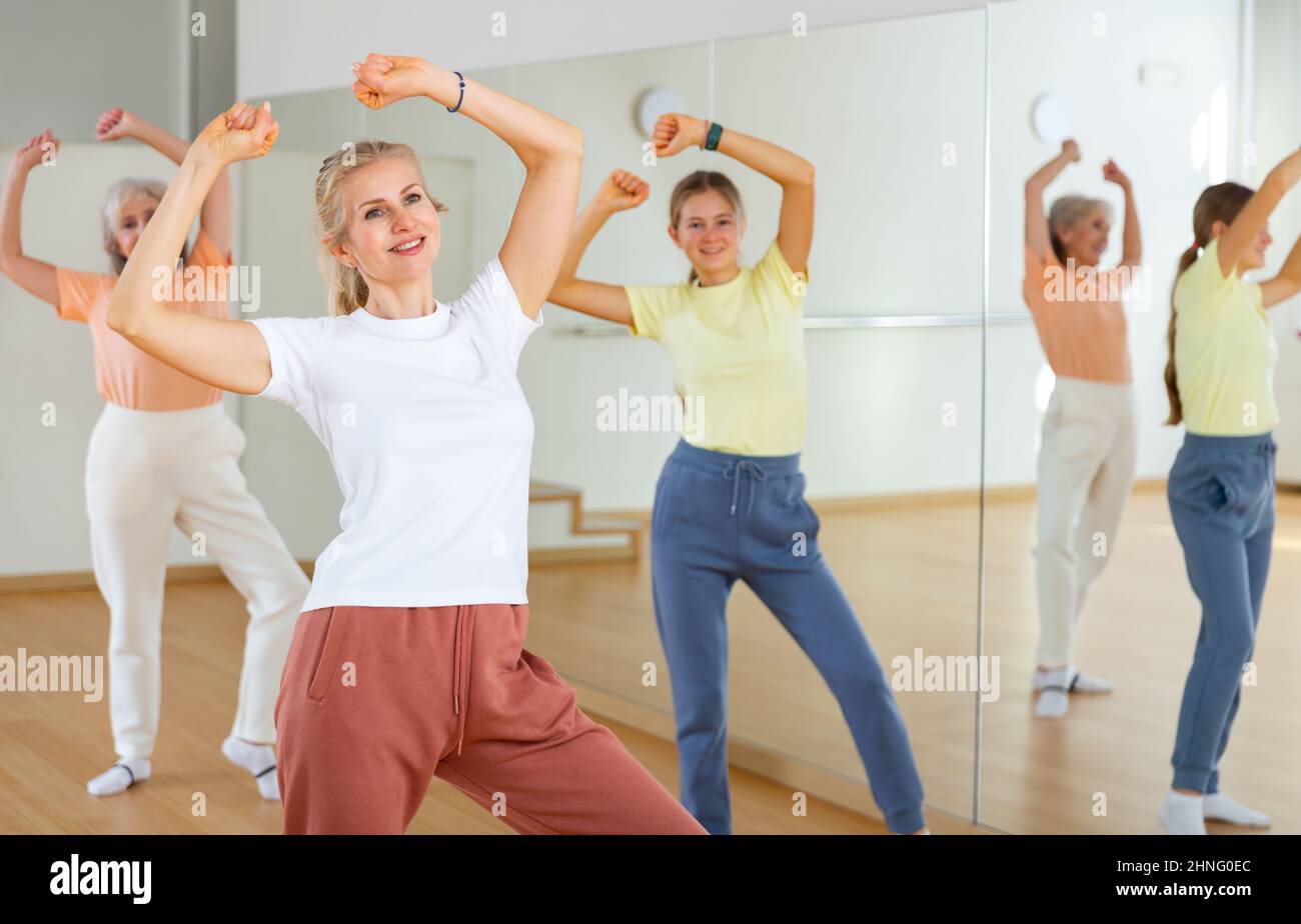 Group of women dancing modern dance Stock Photo - Alamy