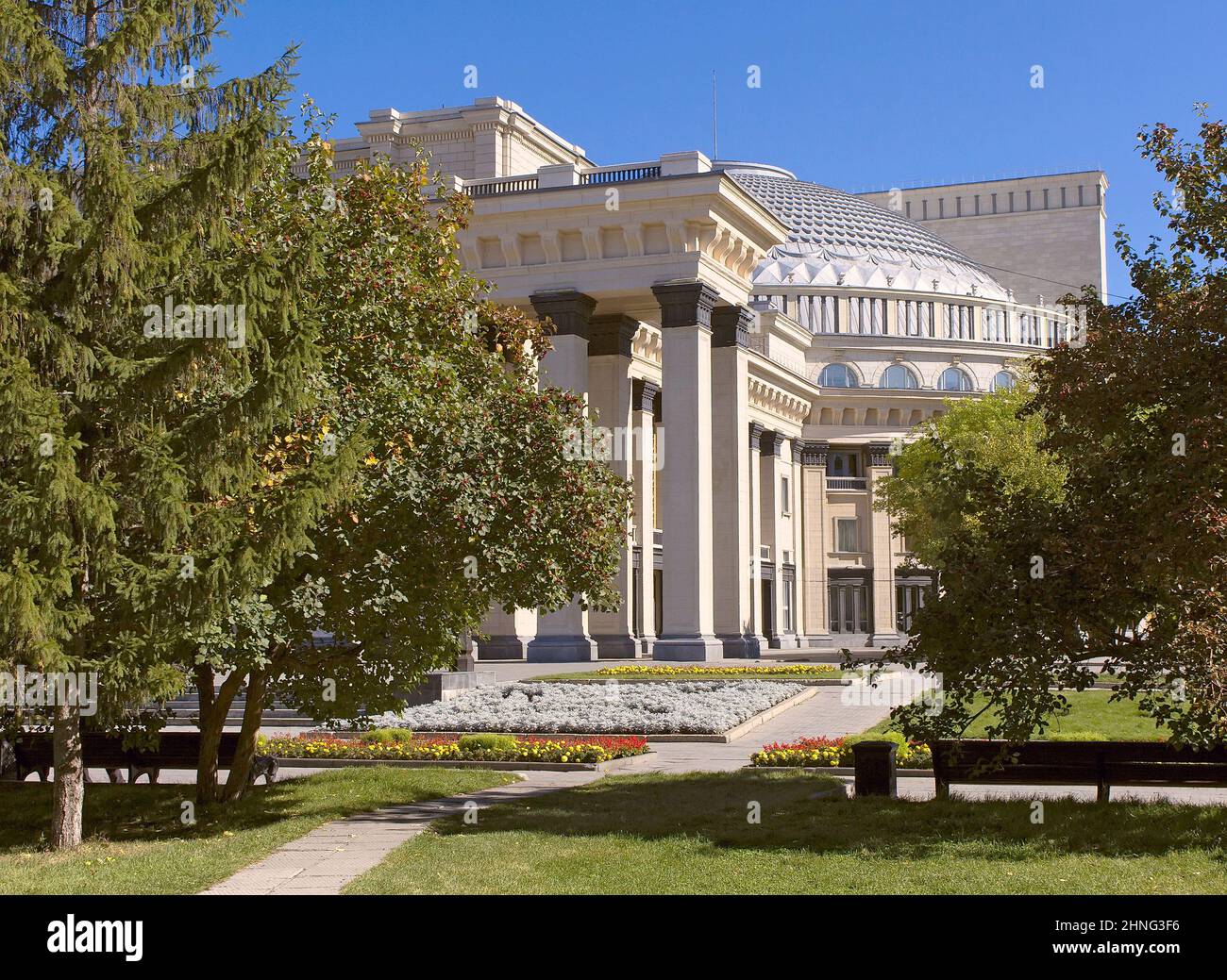 Novosibirsk, Siberia, Russia, 06.05.2019. Opera and ballet theatre is ...