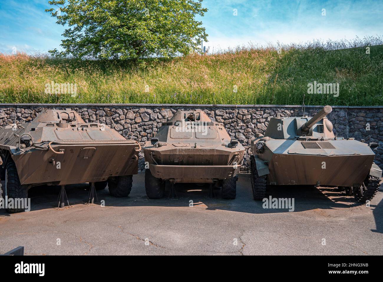 Army tanks display hi-res stock photography and images - Alamy