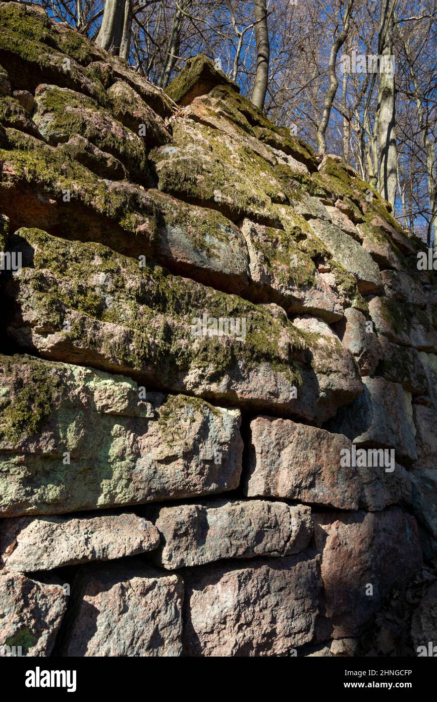 Ancient stone fragments hi-res stock photography and images - Alamy