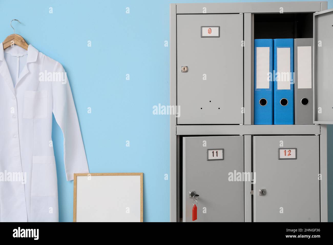 Work locker storage hi-res stock photography and images - Alamy