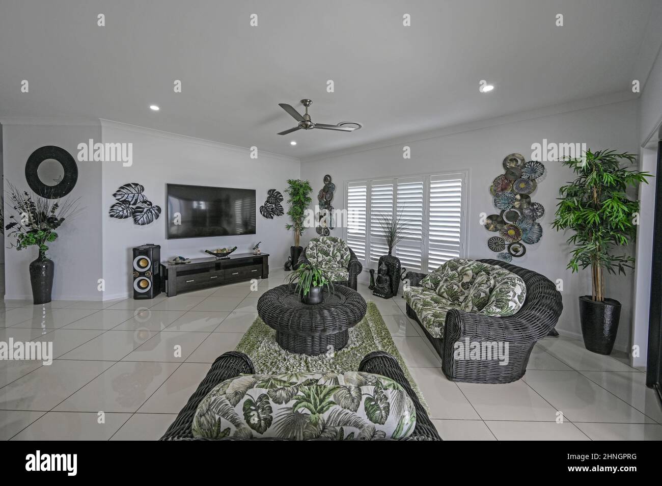 modern queensland house interior decor Stock Photo - Alamy