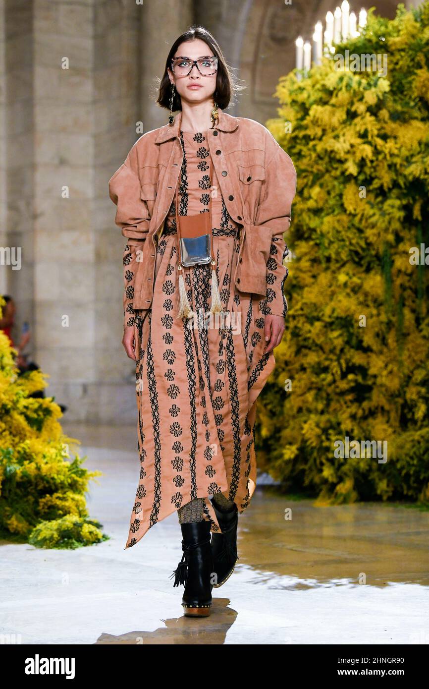 ULLA JOHNSON Fall/Winter 2022-23 Runway during New York Fashion Week ...