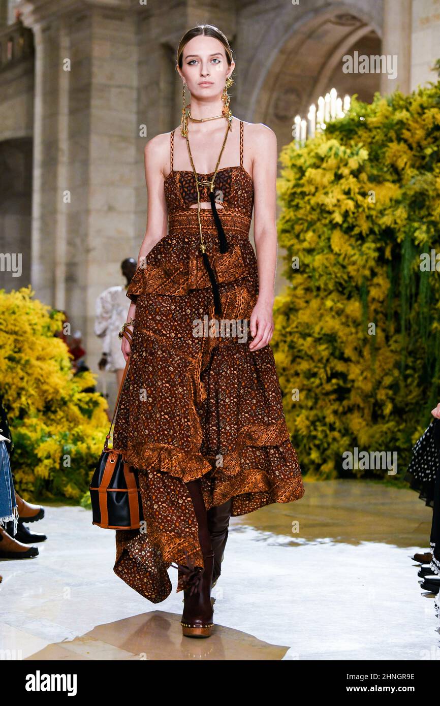 ULLA JOHNSON Fall/Winter 2022-23 Runway during New York Fashion Week ...