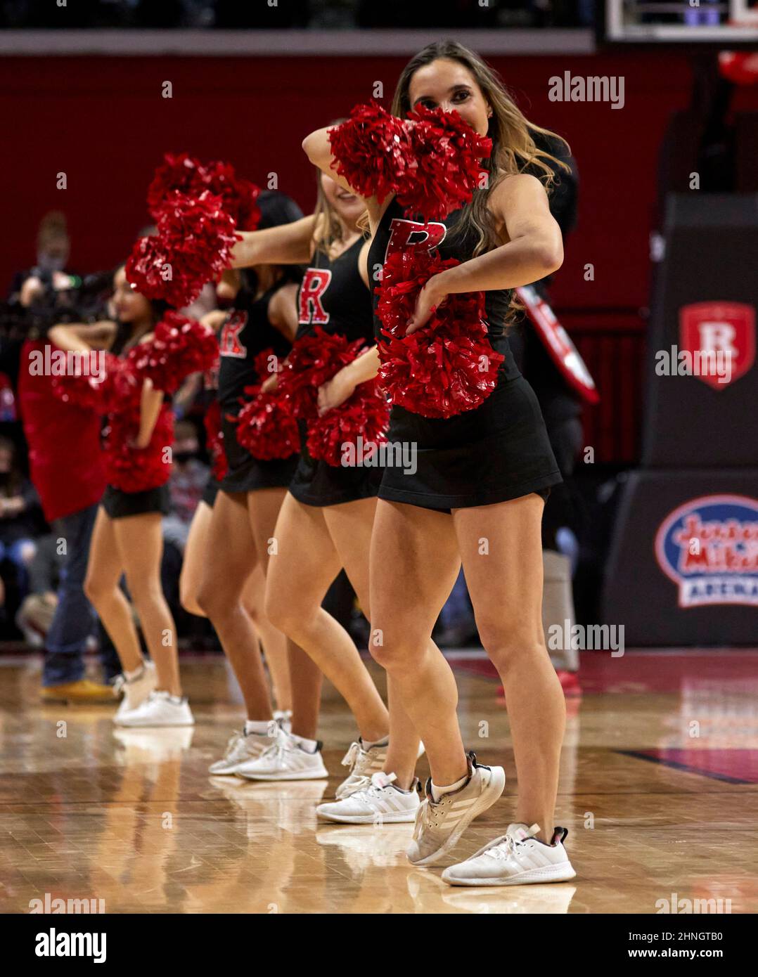 Rutgers scarlet knights cheerleaders hi-res stock photography and ...