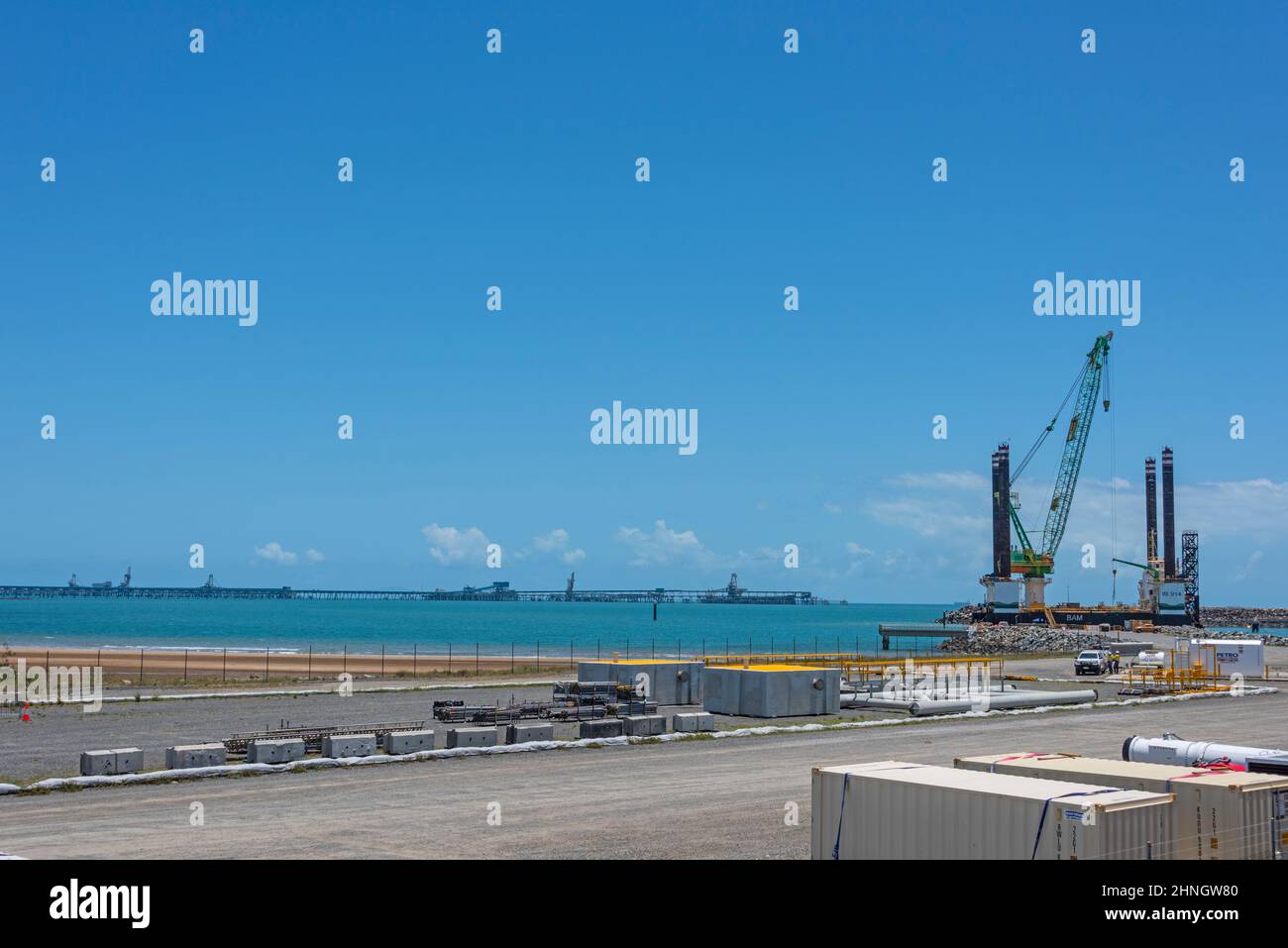 Pile driving platform on the beach at Hay Point, in the new harbour ...