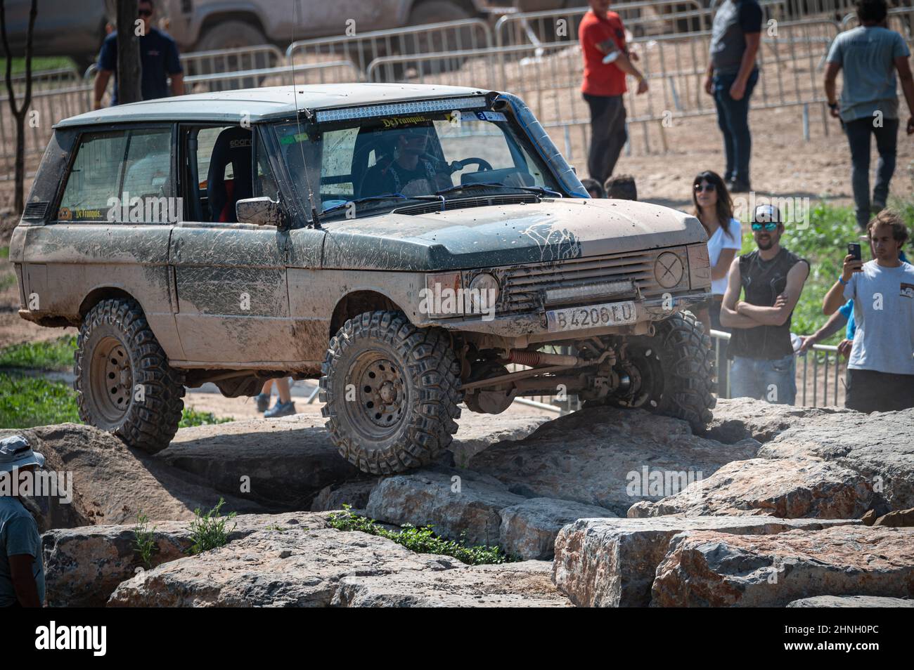 Range Rover Classic prepared rock climbing, rock crawling Stock Photo ...