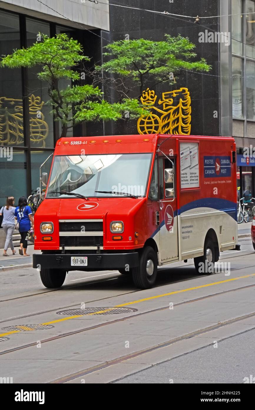 Canada post truck hi-res stock photography and images - Alamy