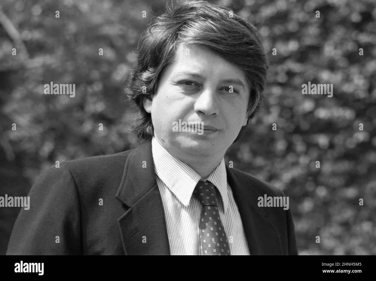 Los Angeles, CA, USA, 1984. Portrait of the Romanian sports journalist ...