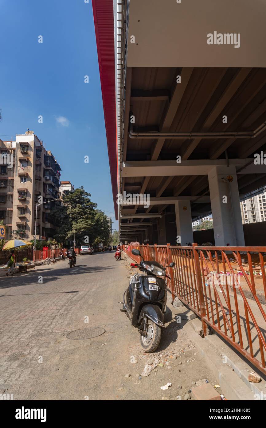 Mumbai metro construction hi-res stock photography and images - Alamy