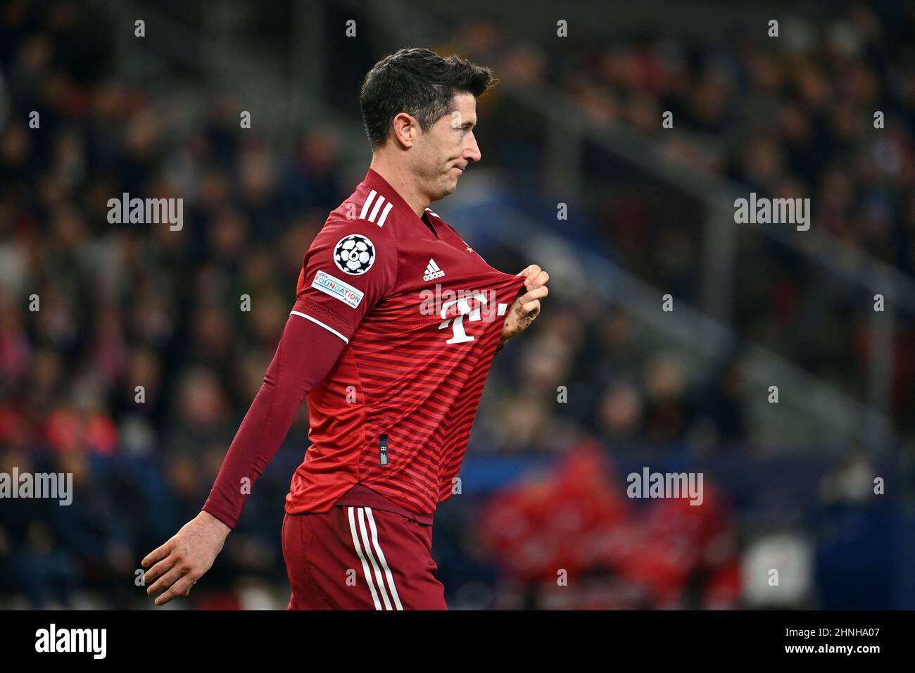 Robert LEWANDOWSKI (FC Bayern Munich), gesture, skeptical, action ...