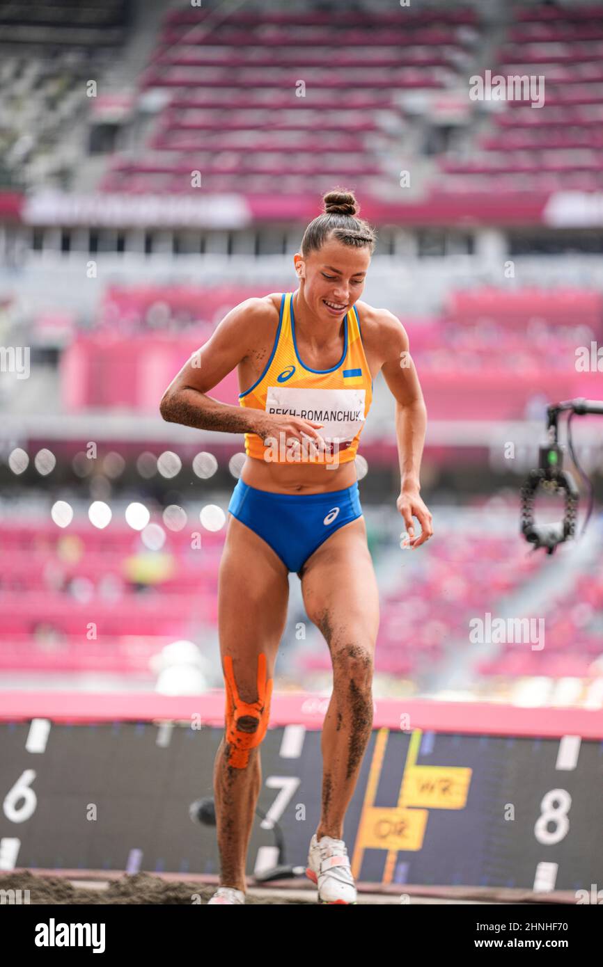 Maryna Bekh-Romanchuk participating in the Tokyo 2020 Olympic Games in ...