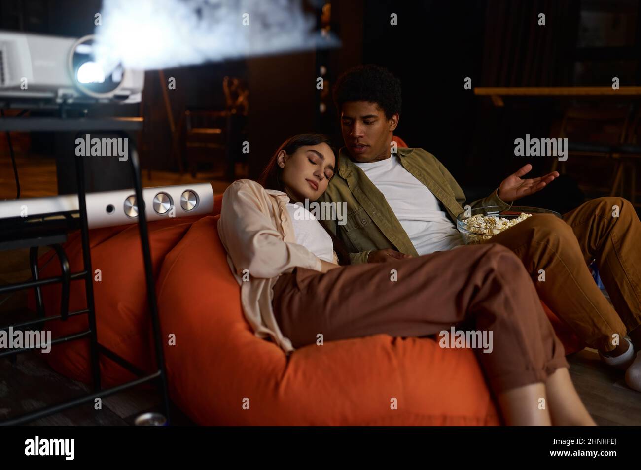 Family movie night home hi-res stock photography and images - Alamy