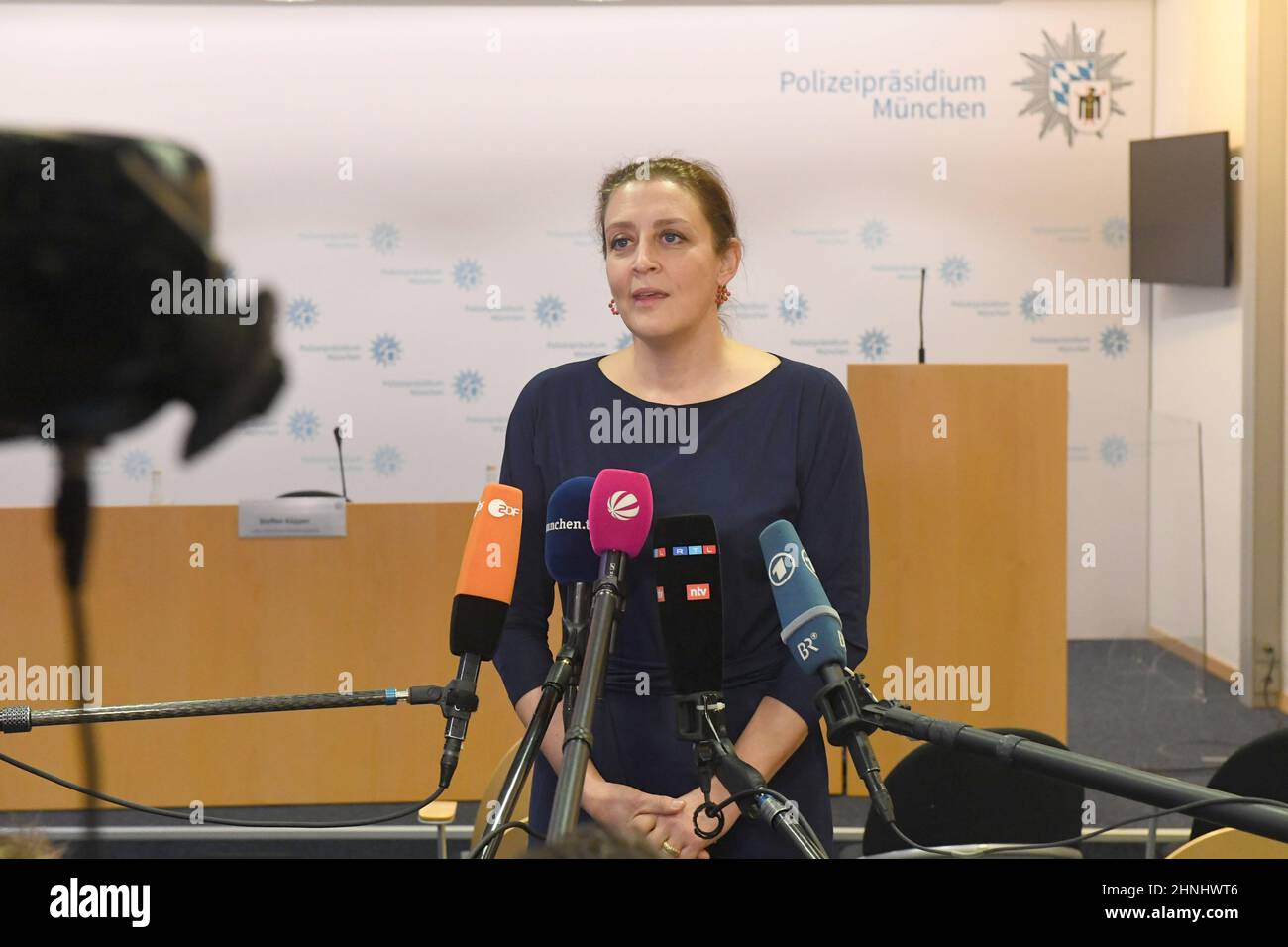 Munich, Germany. 17th Feb, 2022. Senior public prosecutor Anne Leiding ...