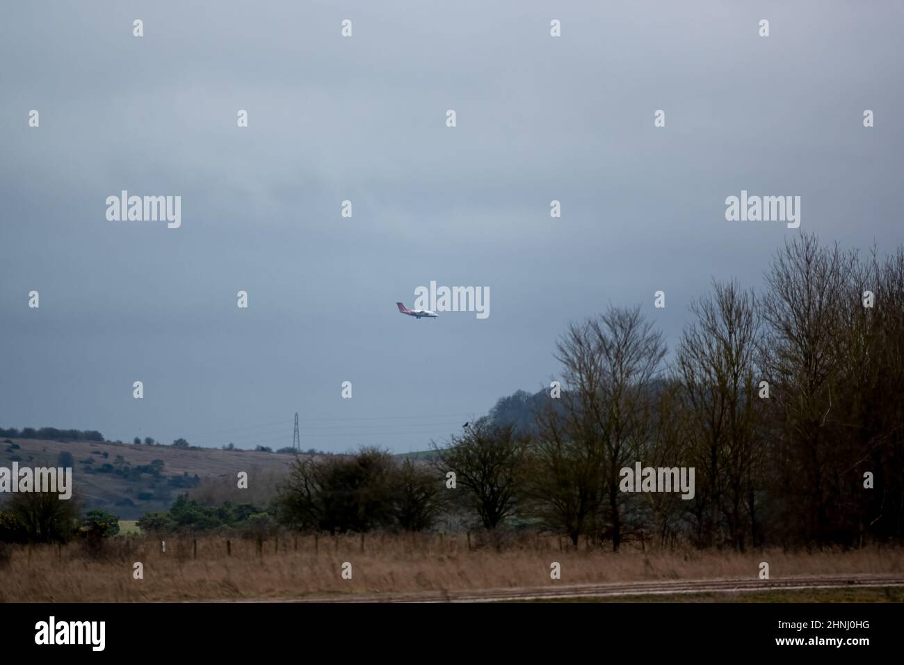 Qinetiq British Aerospace Avro 146-RJ70 G-ETPK pilot trainer jet flying ...