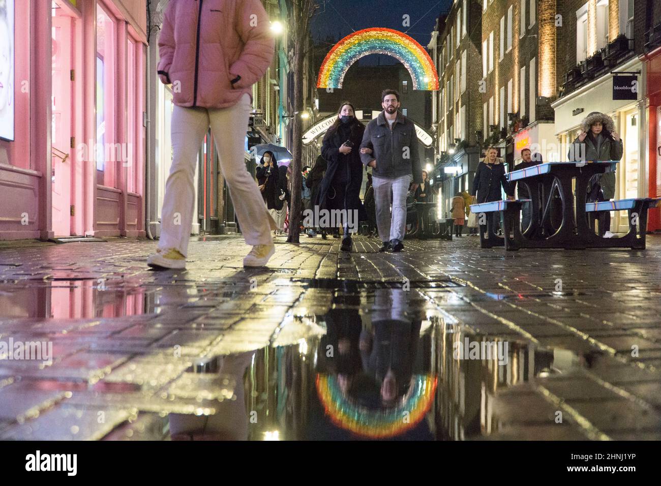 Shopping in carnaby street hi-res stock photography and images - Alamy