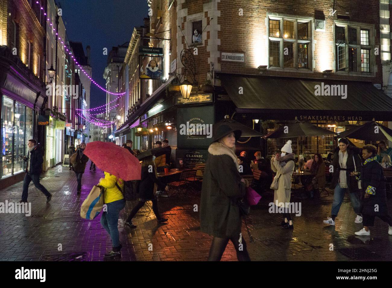 Back streets of london hi-res stock photography and images - Alamy