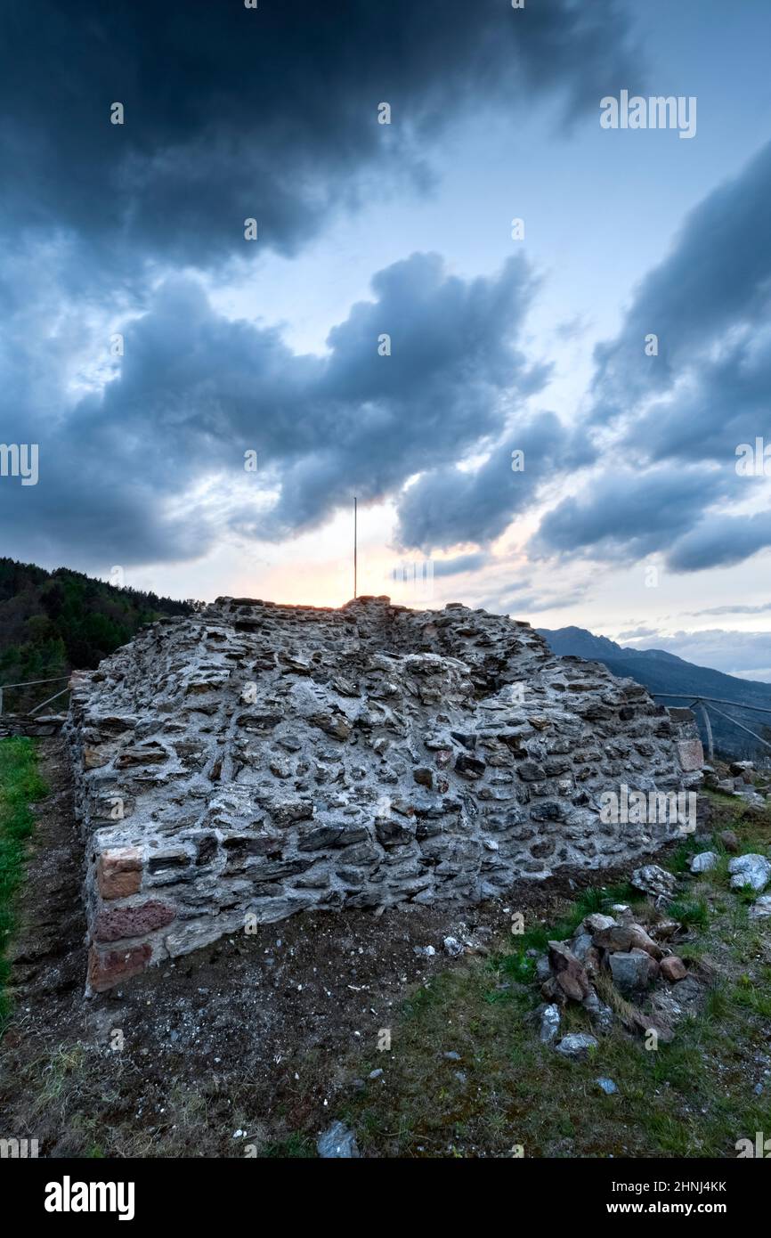 Medieval basement hi-res stock photography and images - Alamy