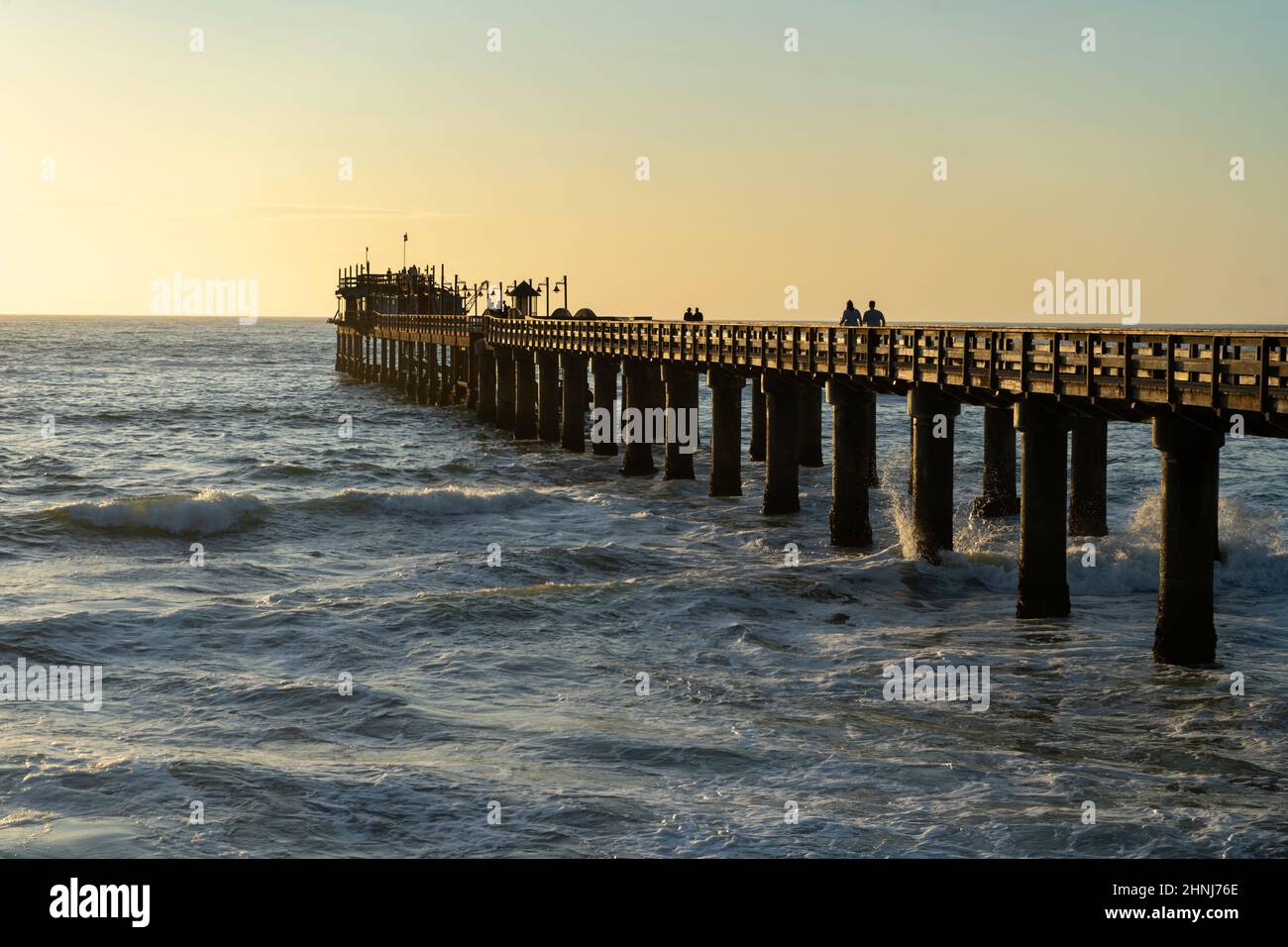 Long wooden jetty hi-res stock photography and images - Alamy
