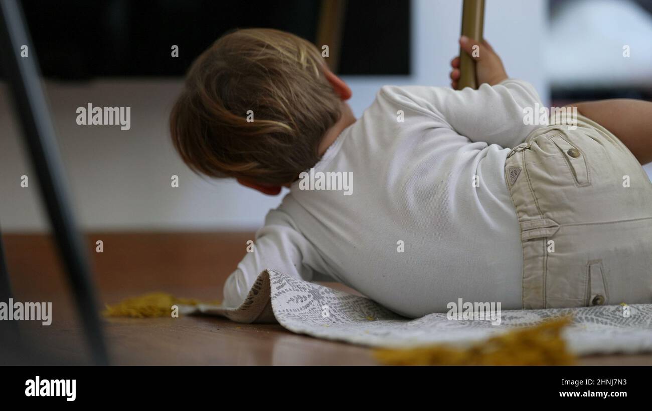 Resilience child hi-res stock photography and images - Alamy