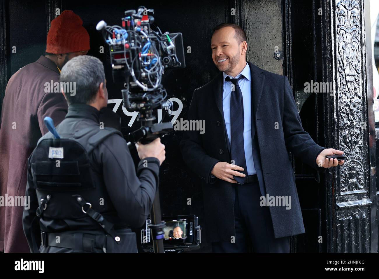 New York - NY - 20211216 Donnie WahlbergMarisa Ramirez and comedian ...