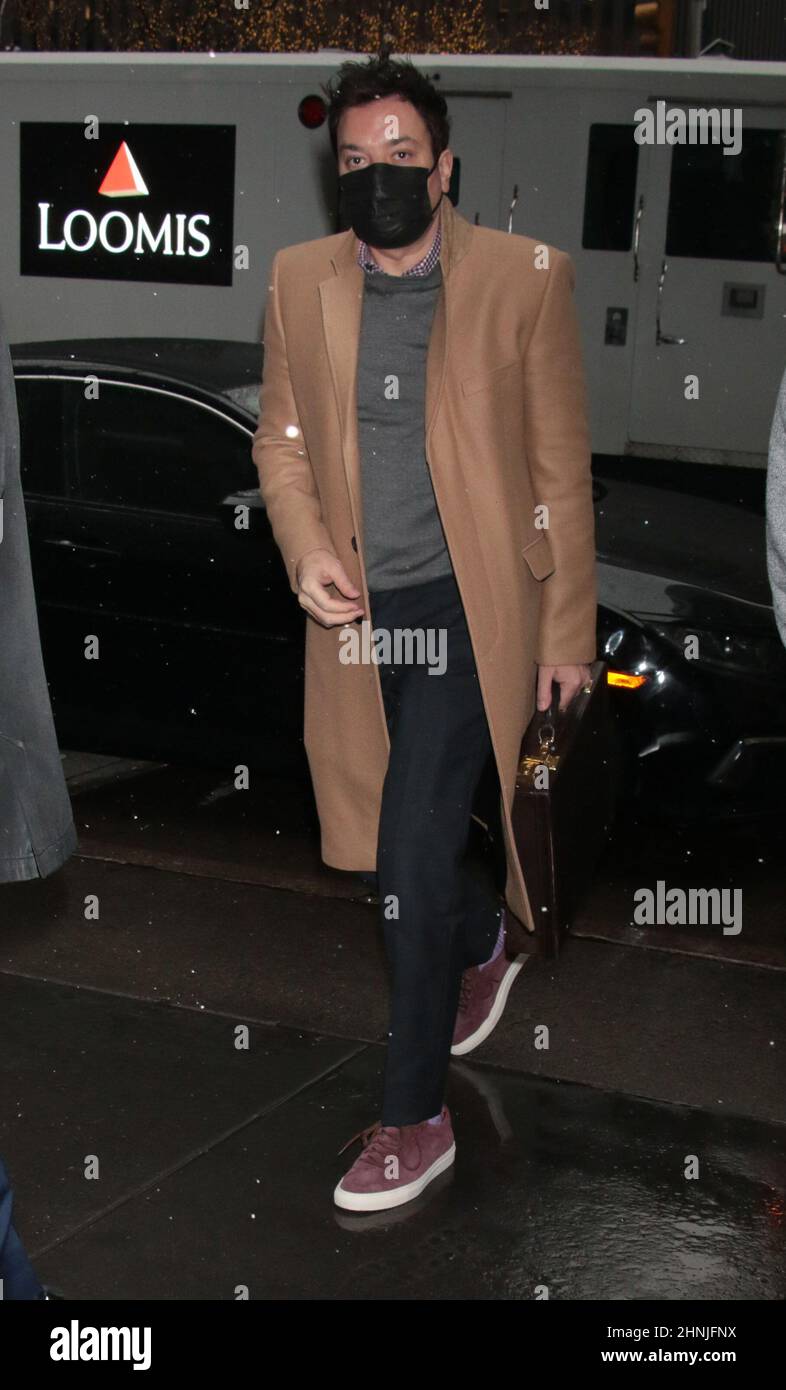 New York - NY - 20220128-Jimmy Fallon Arrives at The Tonight Show ...