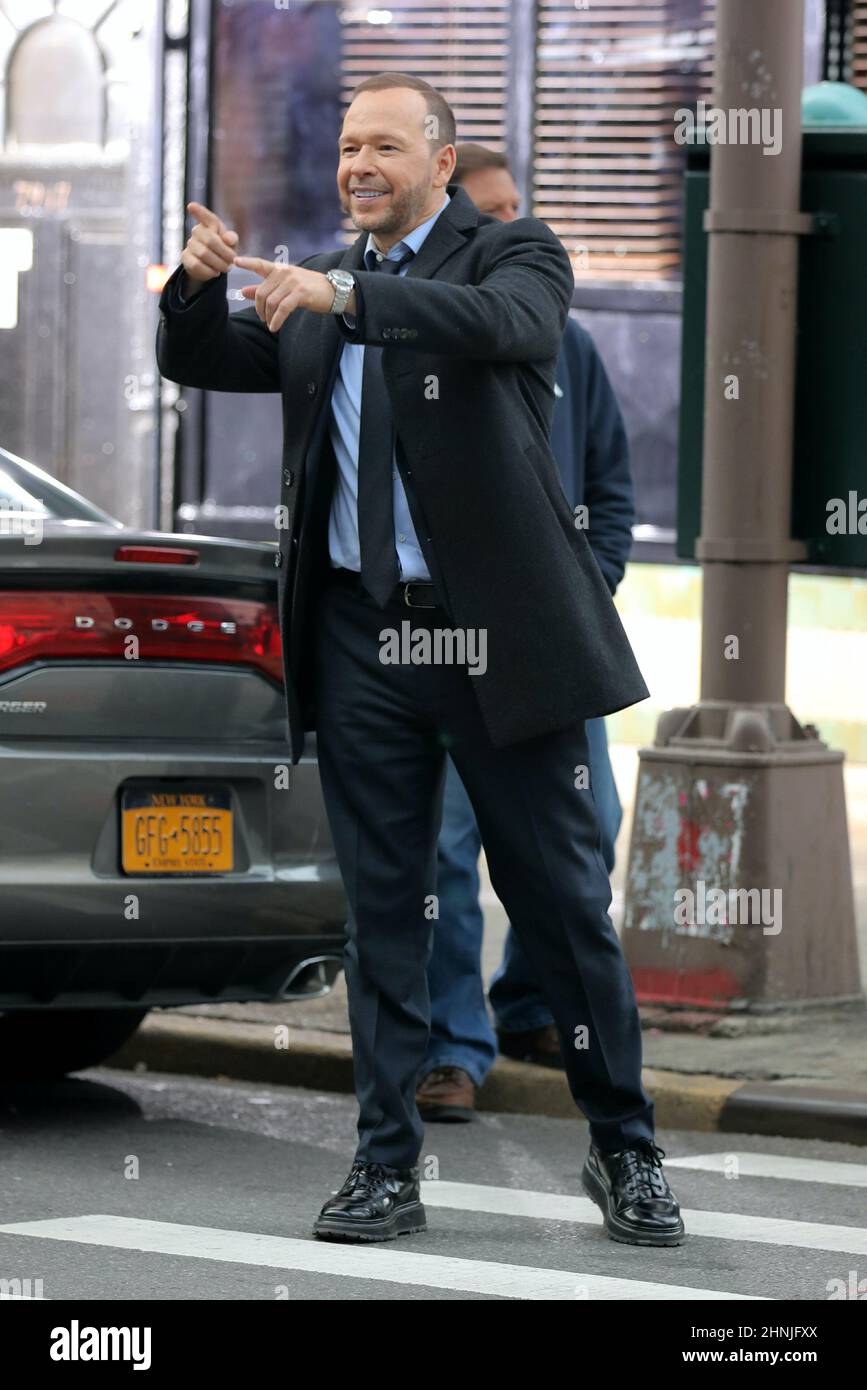 New York - NY - 20211216 Donnie WahlbergMarisa Ramirez and comedian ...