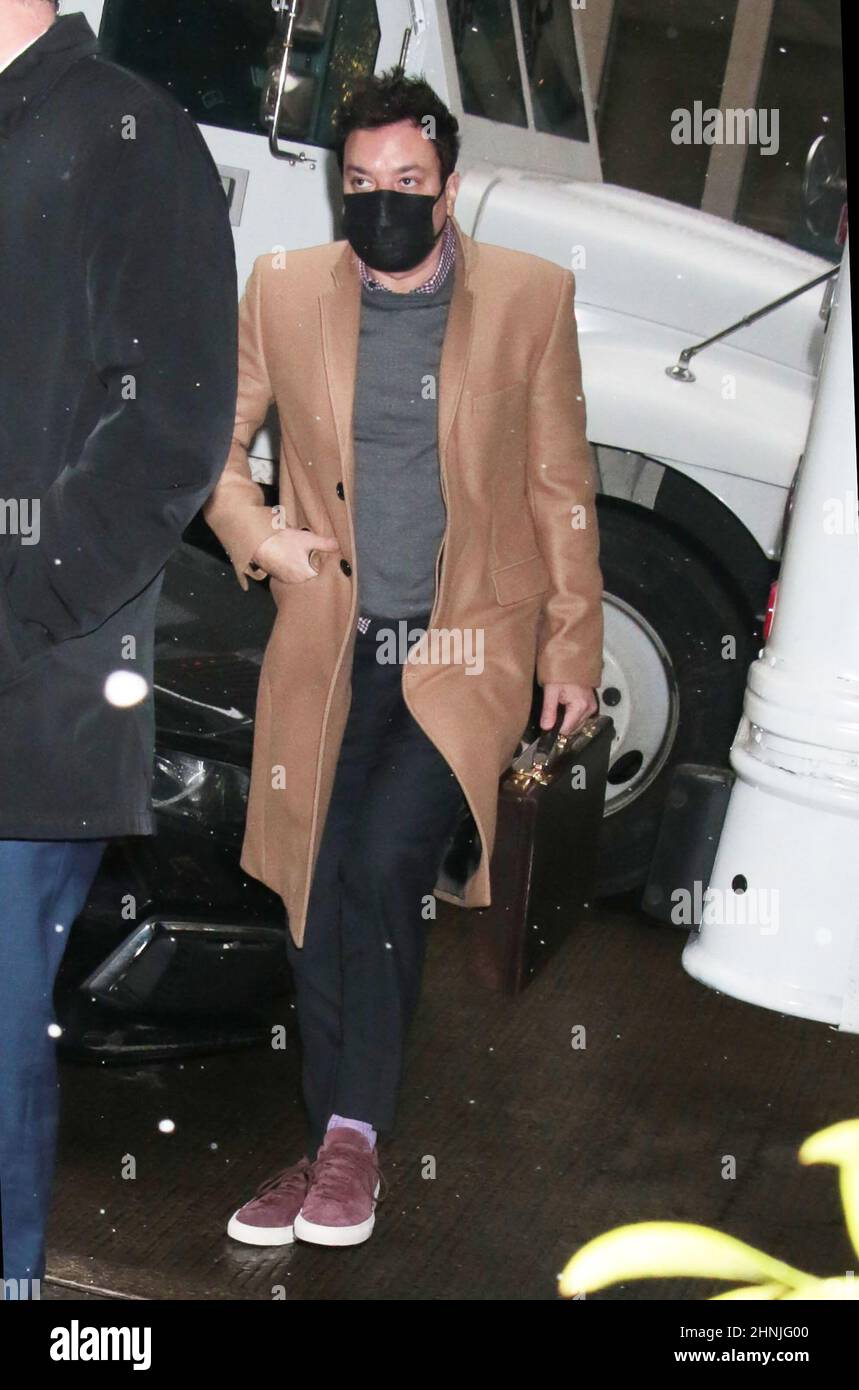 New York - NY - 20220128-Jimmy Fallon Arrives at The Tonight Show ...