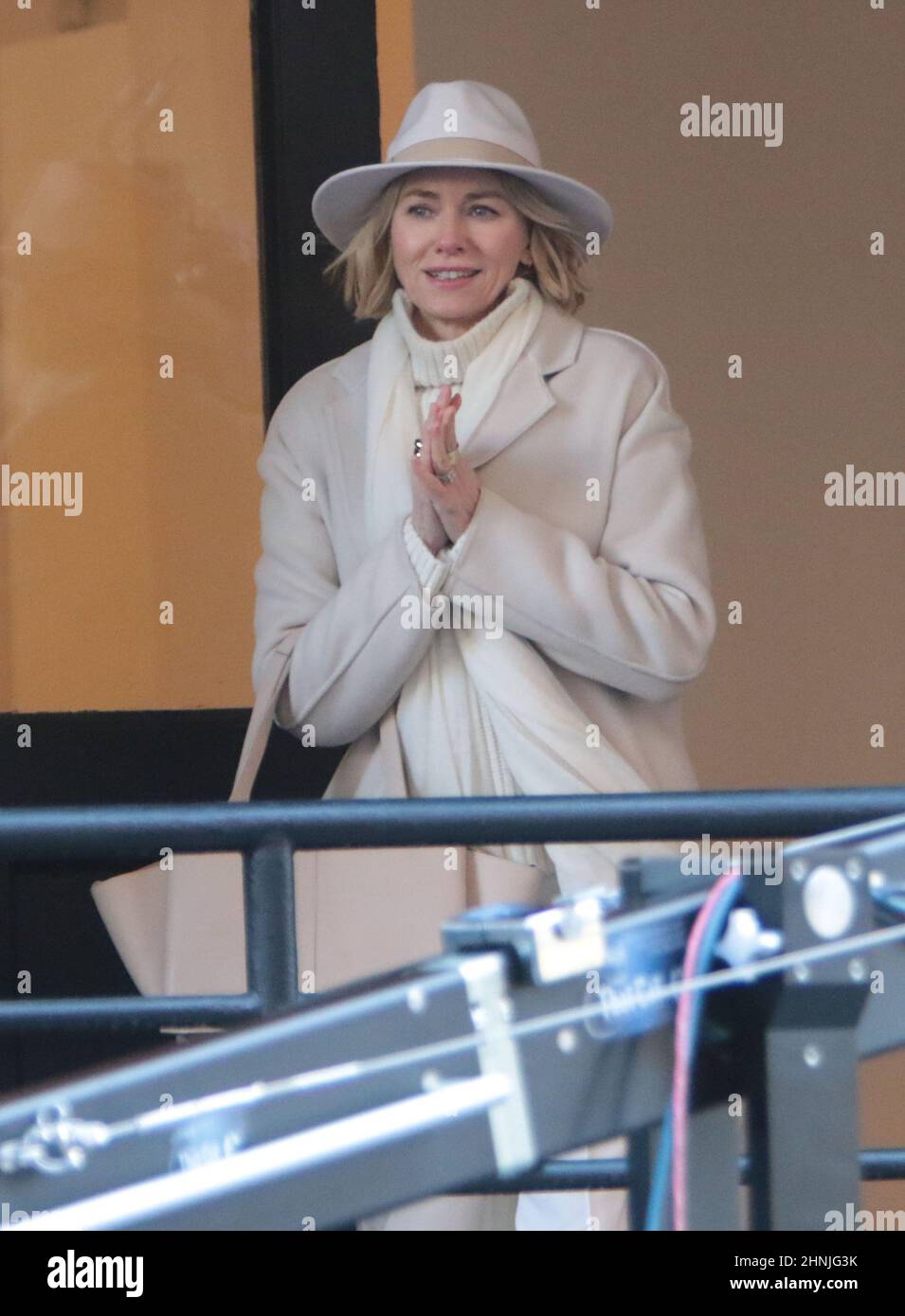 New York - NY - 20220126-Naomi Watts Stunning in all White While ...