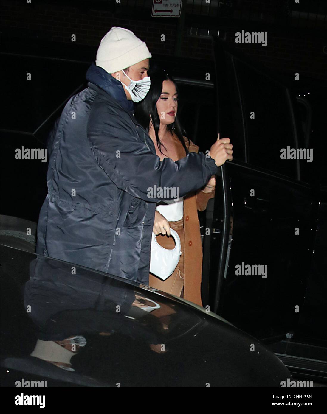 New York - NY - 20220127 Katy Perry and Orlando Bloom arrive at Carbone ...