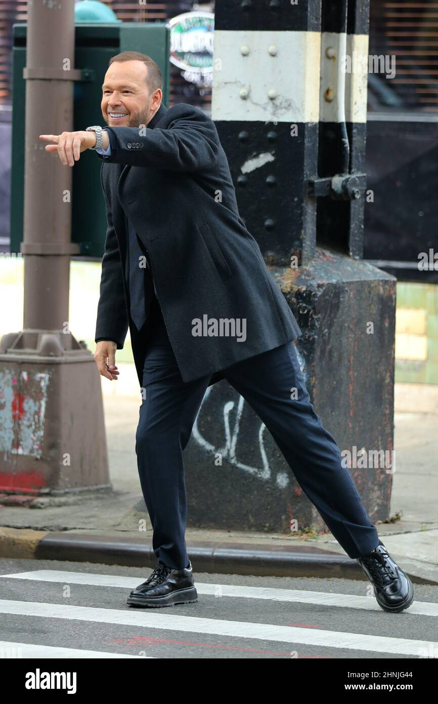 New York - NY - 20211216 Donnie WahlbergMarisa Ramirez and comedian ...