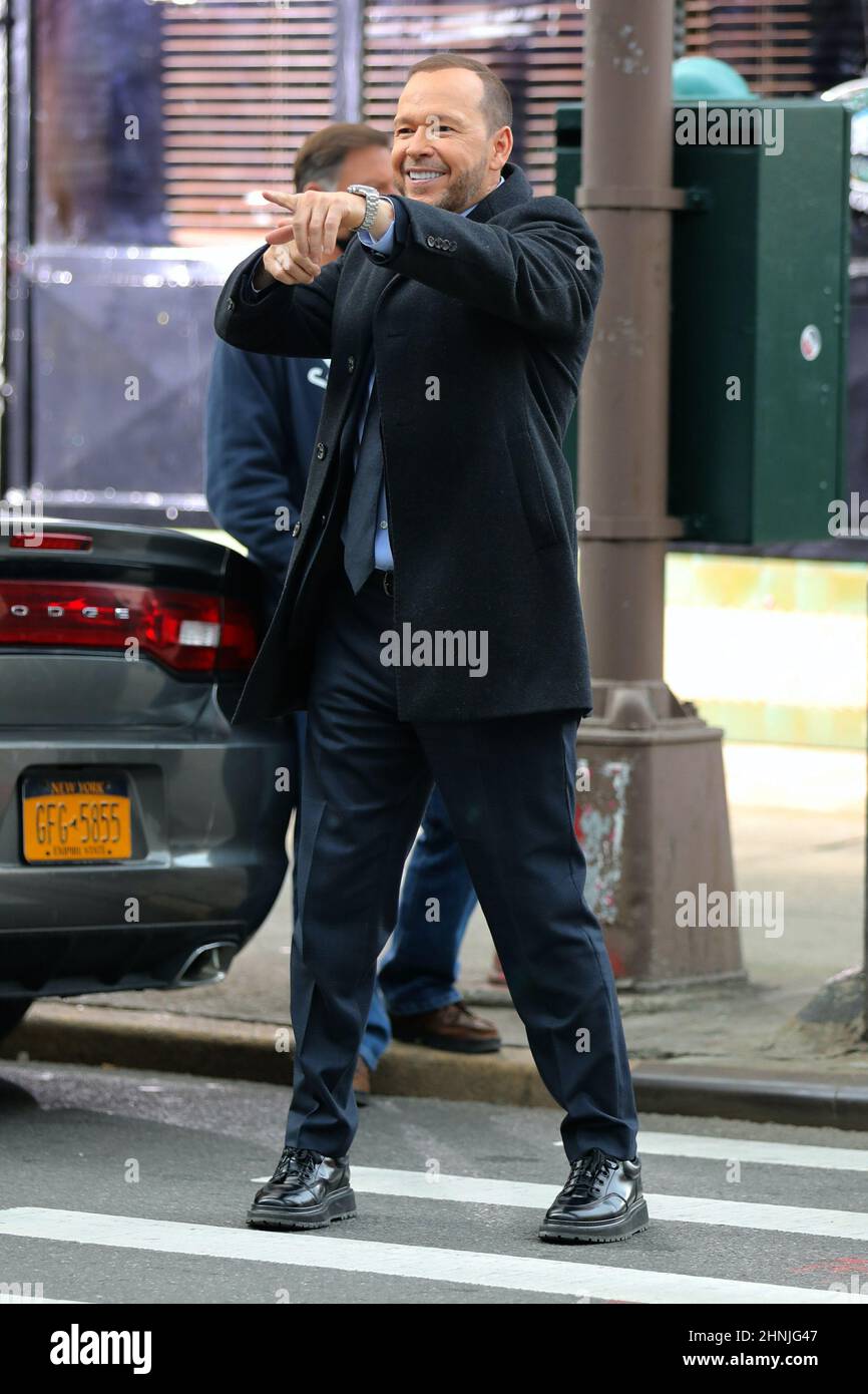 New York - NY - 20211216 Donnie WahlbergMarisa Ramirez and comedian ...