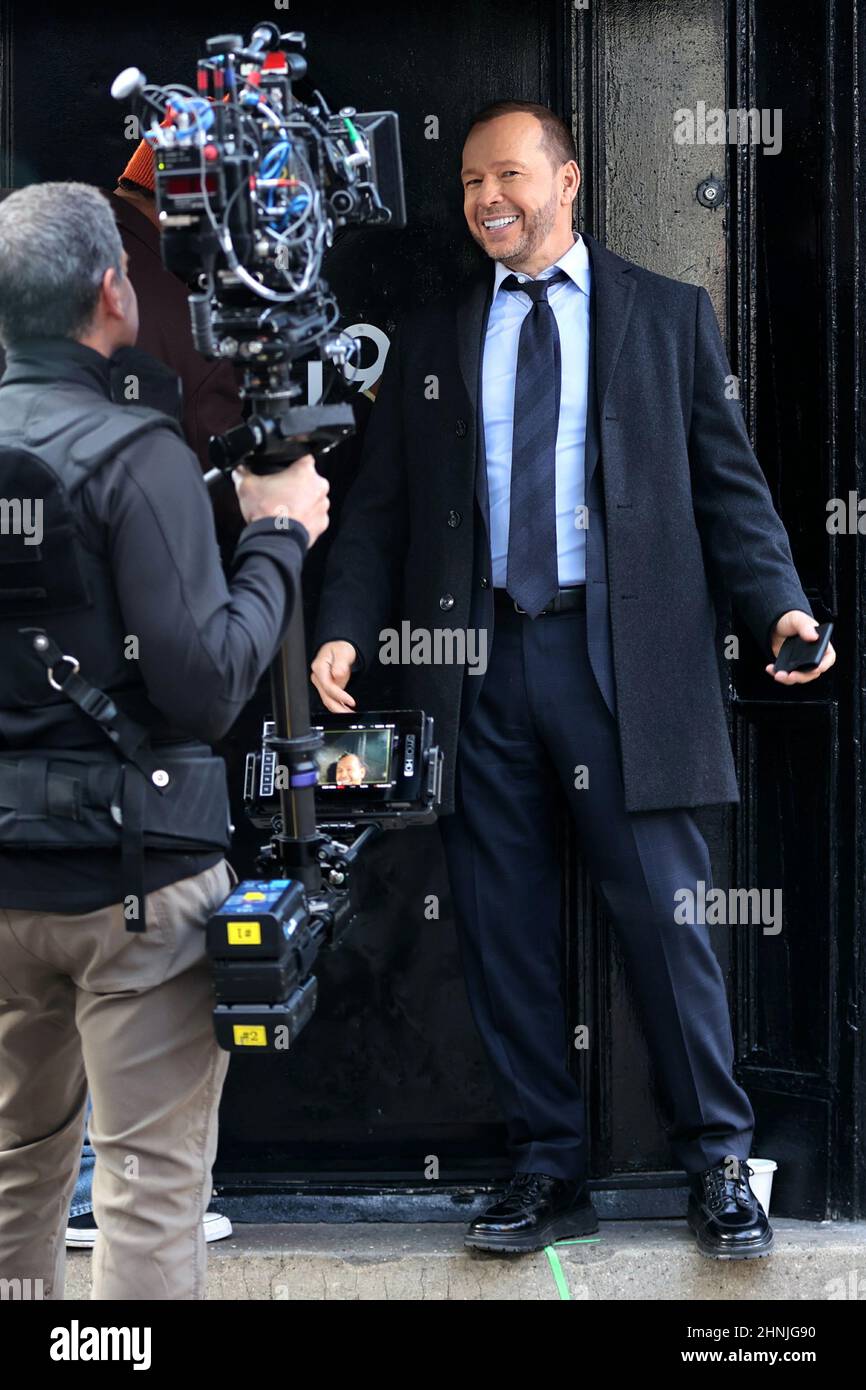 New York - NY - 20211216 Donnie WahlbergMarisa Ramirez and comedian ...