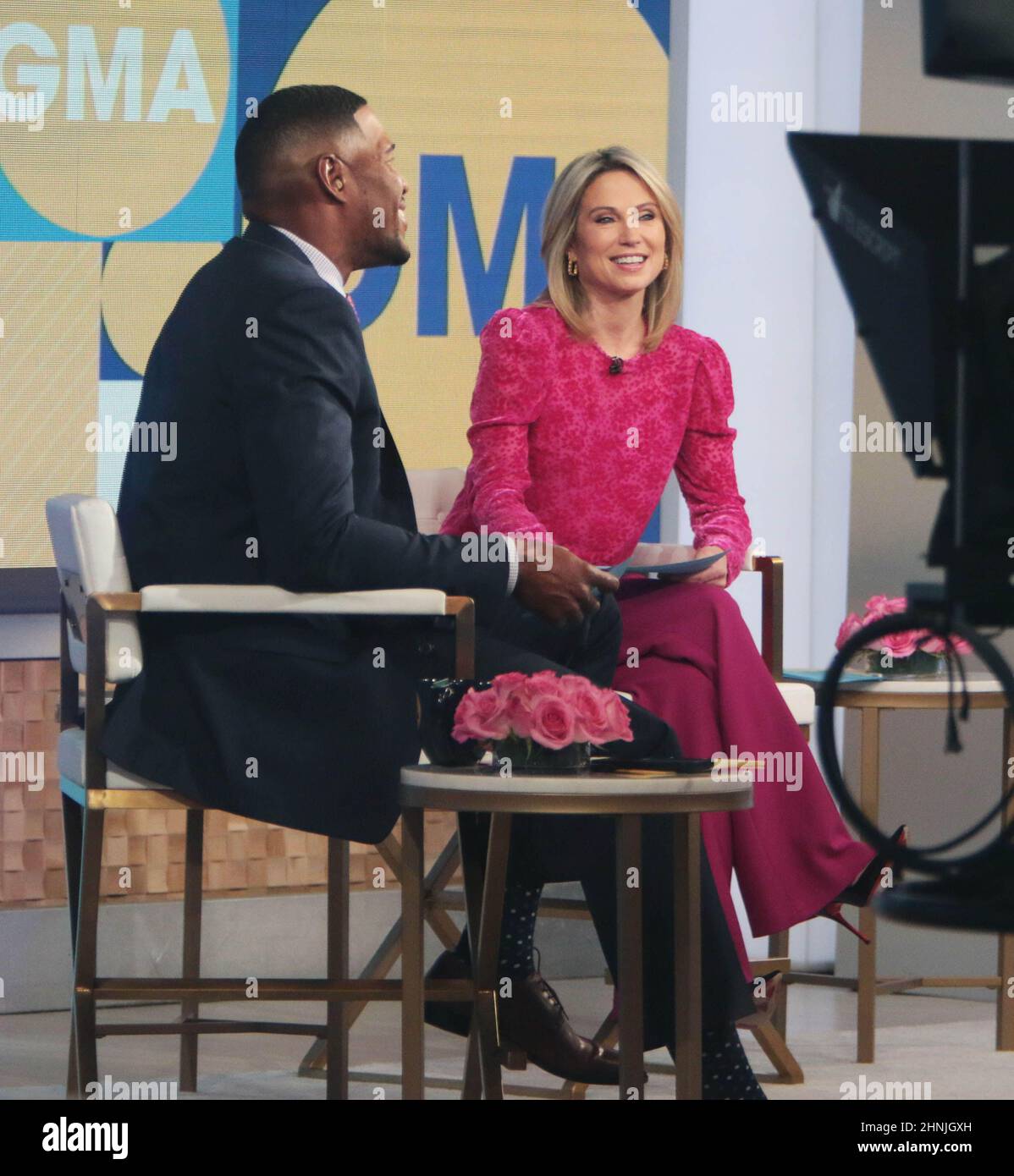 New York - NY - 20220106-Good Morning America Hosts During Daily ...