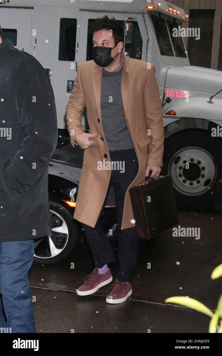 New York - NY - 20220128-Jimmy Fallon Arrives at The Tonight Show ...
