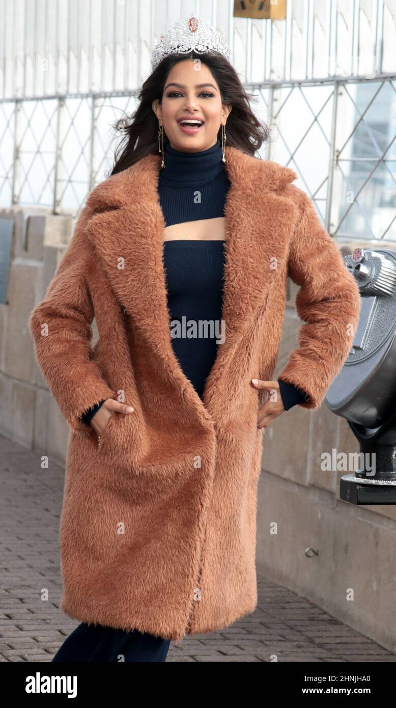 New York - NY - 20220112 Harnaaz Sandhuthe new Miss Universevisits the ...