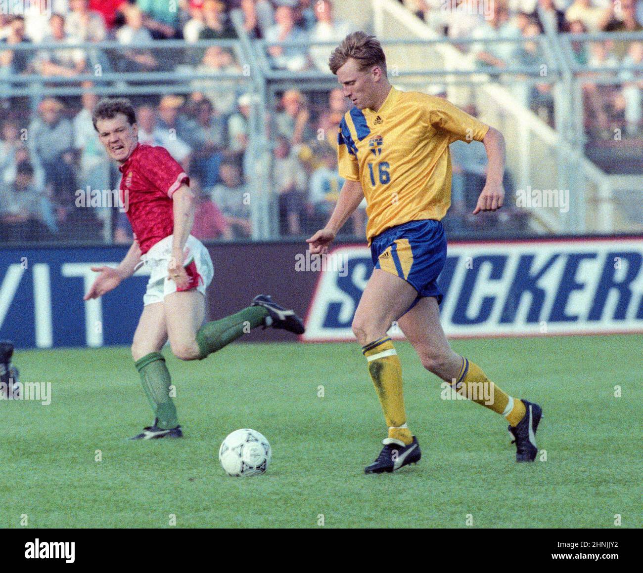 KENNET ANDERSSON Fotball Kaiserslautern and the Swedish National team ...