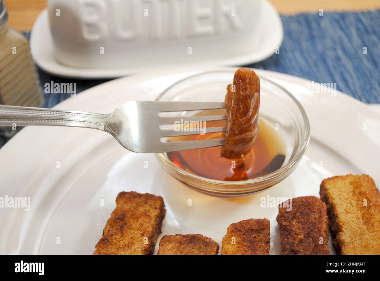 Real maple syrup hi-res stock photography and images - Alamy