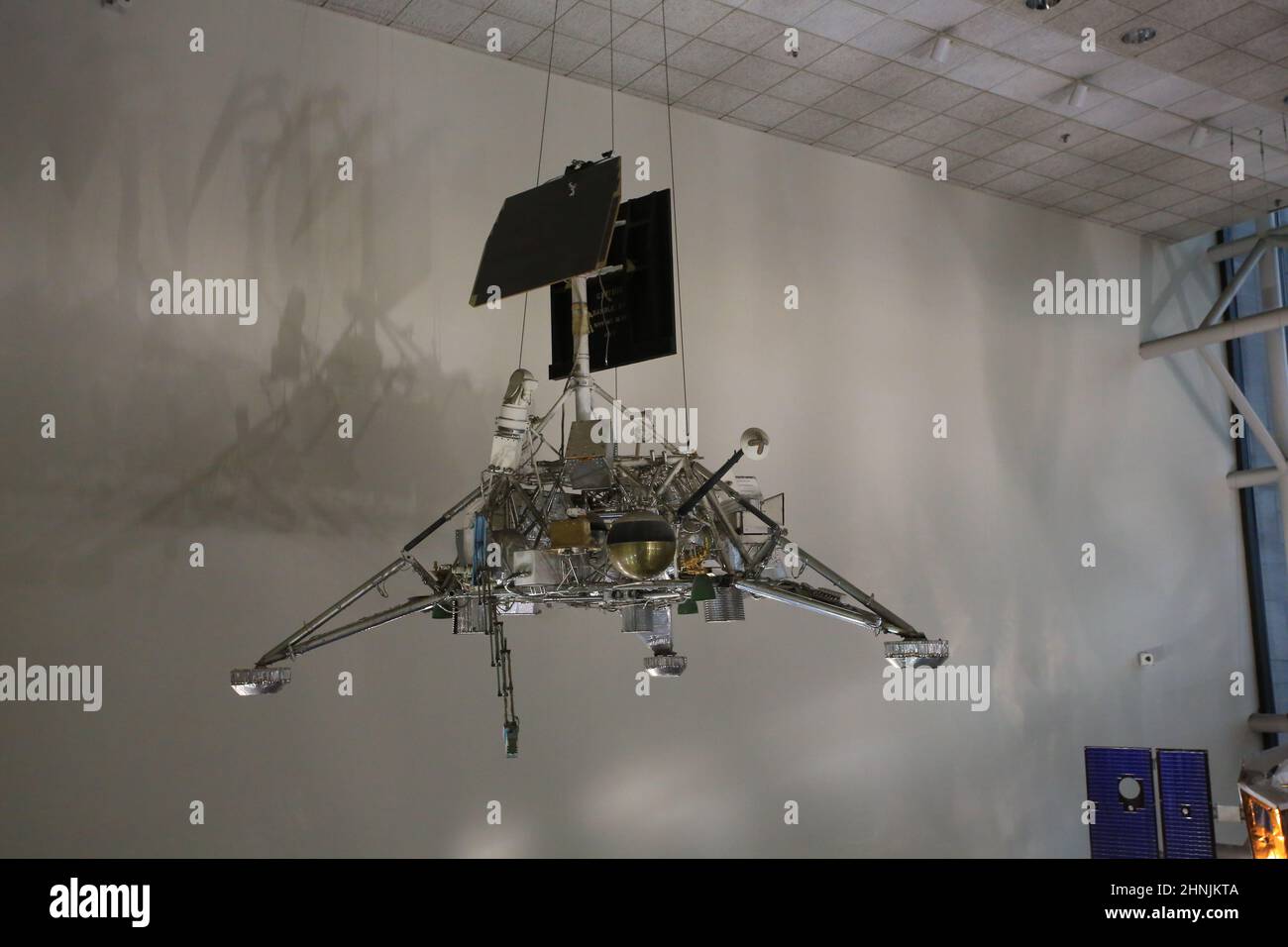 Surveyor lunar lander, airplane display in The Smithsonian's National ...