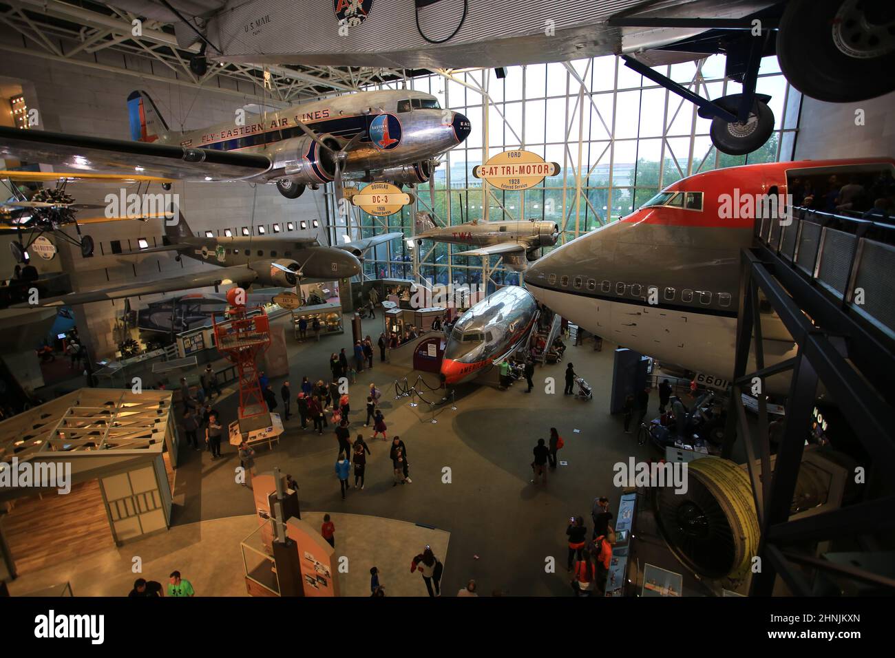 airplane display in The Smithsonian's National Air and Space Museum ...