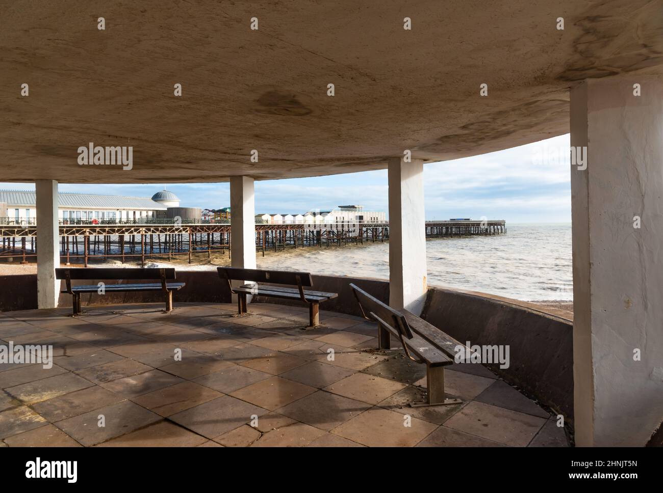 Hastings pier from bottle alley Stock Photo - Alamy
