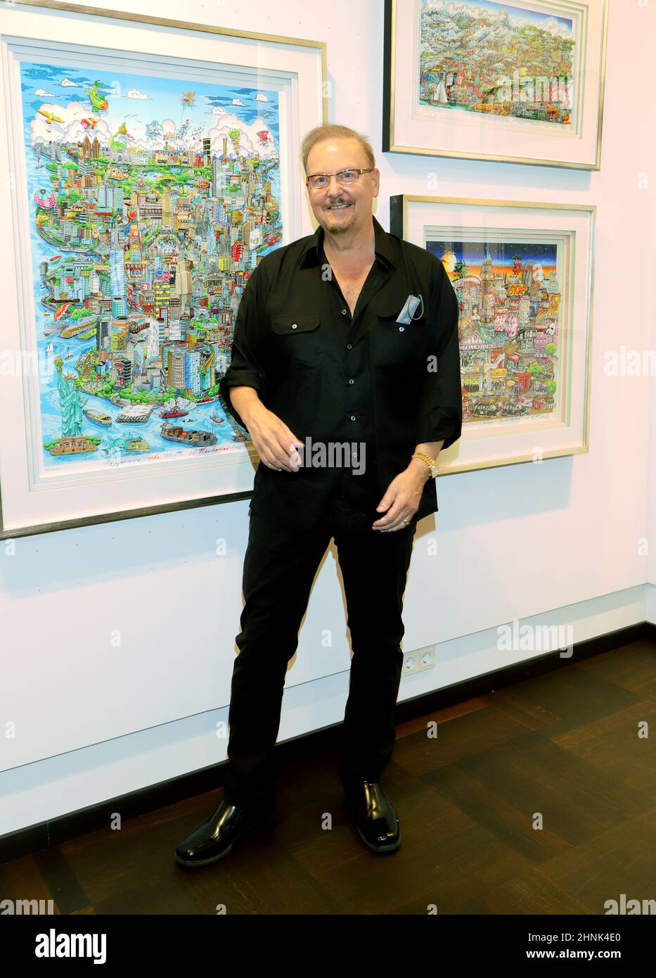 Charles Fazzino exhibition in galerie Mensing Hamburg Stock Photo - Alamy