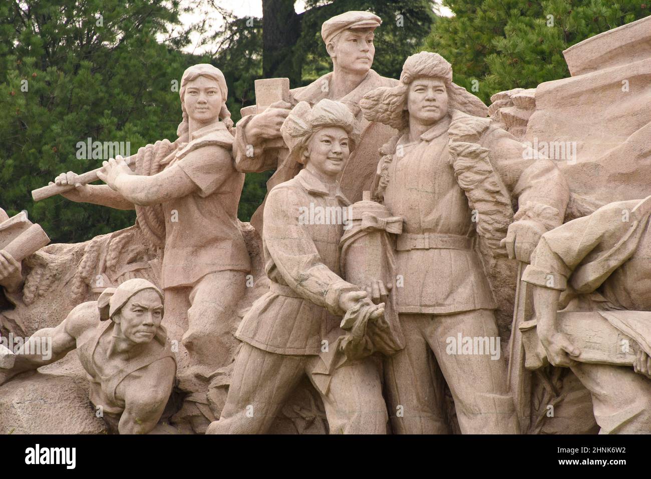 Statue in Tienanmen Square Stock Photo - Alamy