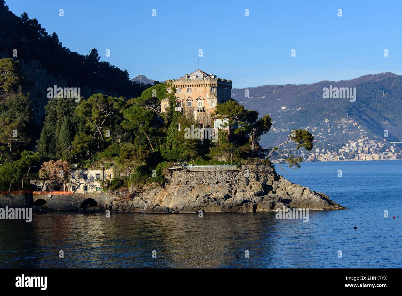 Villa in Paraggi Stock Photo - Alamy