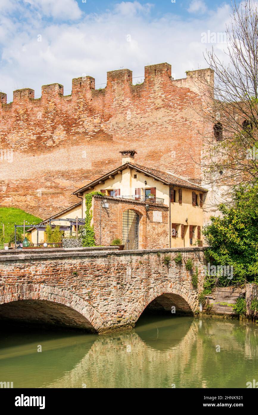 The walls of Castelfranco Veneto Stock Photo - Alamy