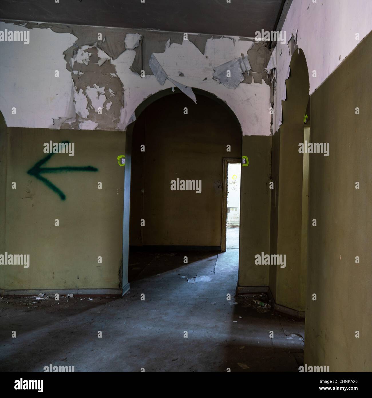 Corridors and doors in the old police headquarters in Frankfurt Stock ...