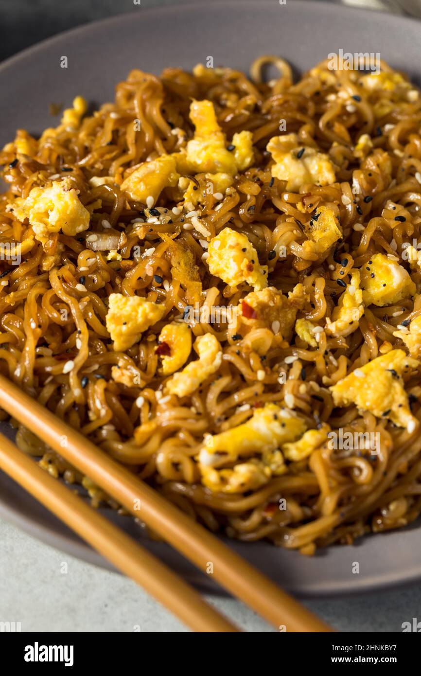 Homemand Trendy Instant Ramen Noodle Stir Fry with Eggs and Soy Sauce ...