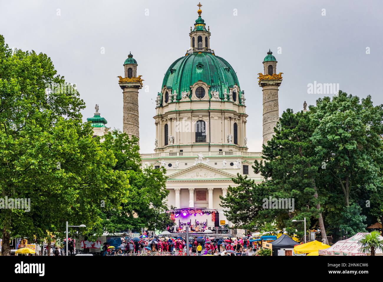 Karlskirche architecture hi-res stock photography and images - Alamy