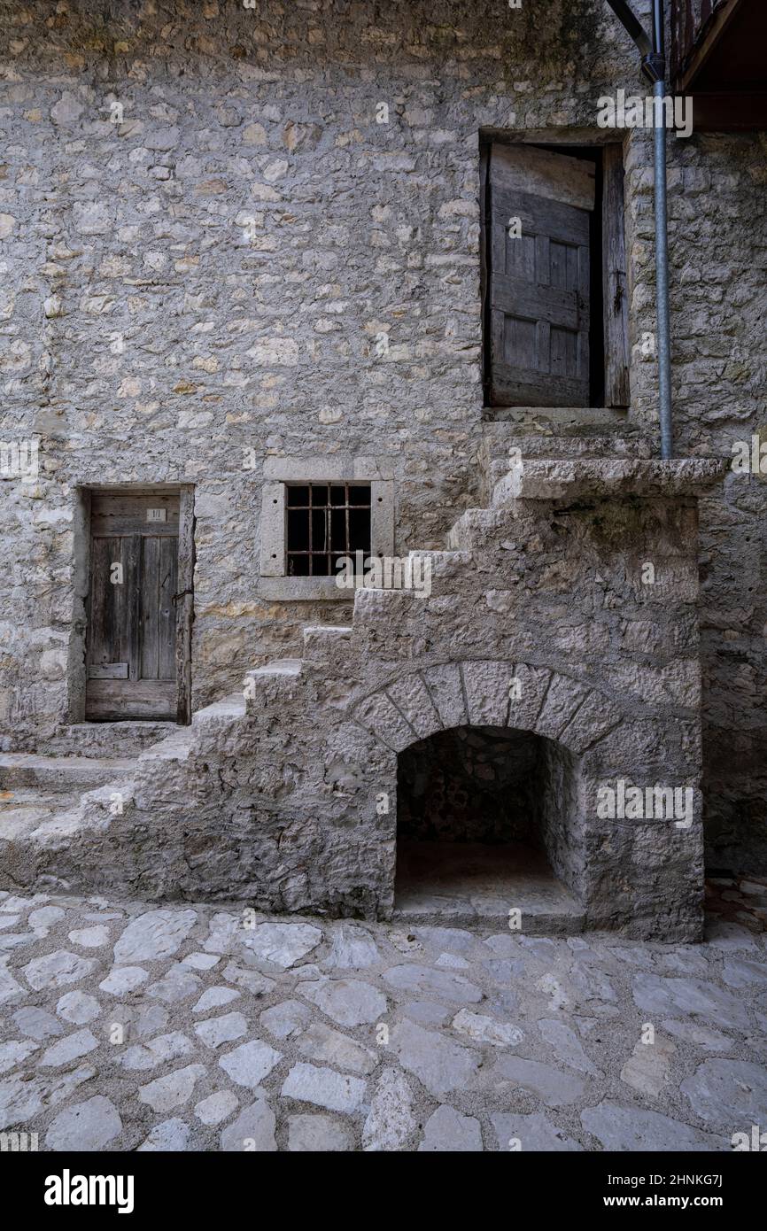 ancient rural house Stock Photo - Alamy